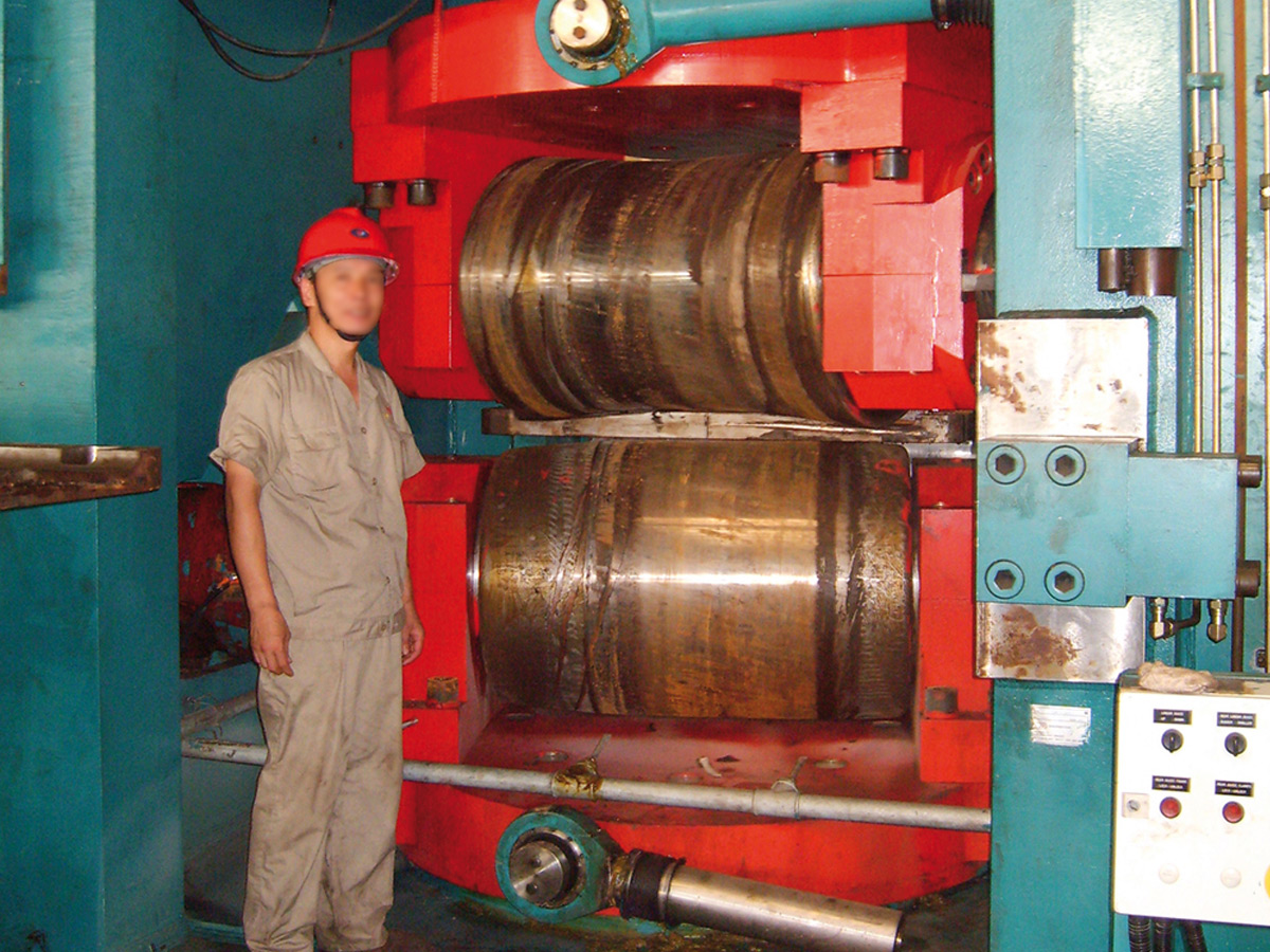 Straightening machines for wire, rod, tube & profile | EJP Maschinen GmbH